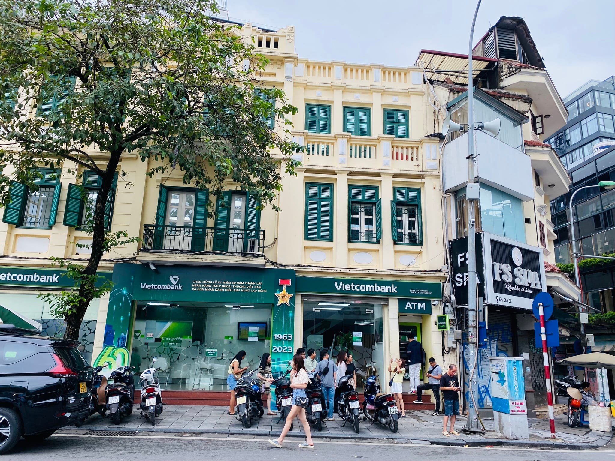 Travel to Hanoi: The Definitive Guide - OneTrip with Local